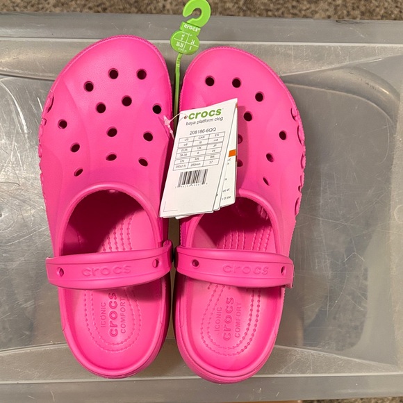CROCS | Shoes | Crocs Womens Platform Sandals Bright Pink | Poshmark